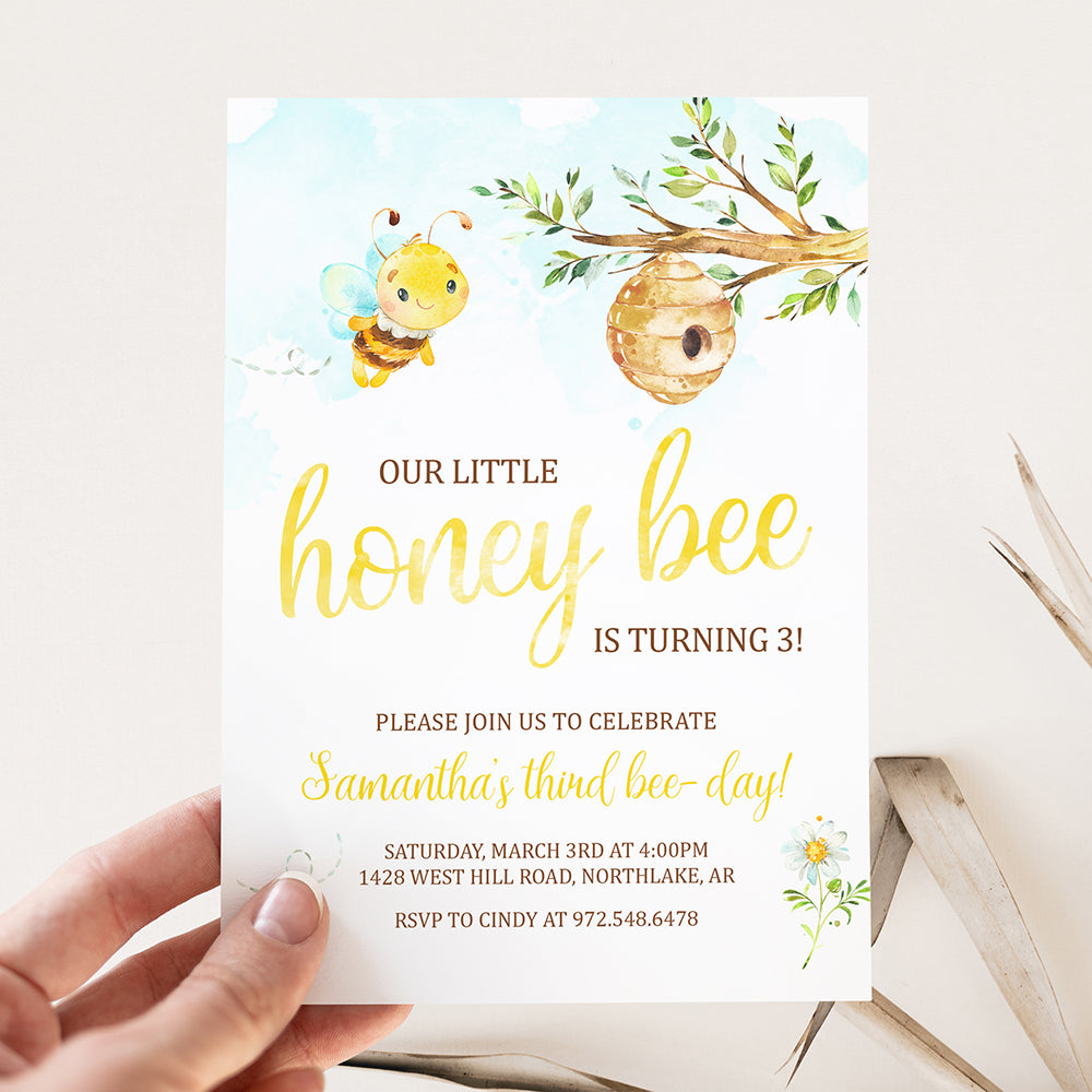 Honey Bee Birthday Table Tents – The Painted Barn Studio